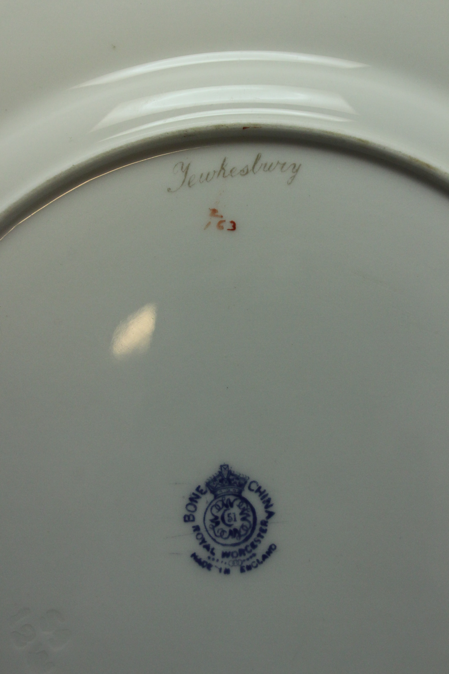 Royal Worcester plate painted by Ray Rushton – China Rose Antiques