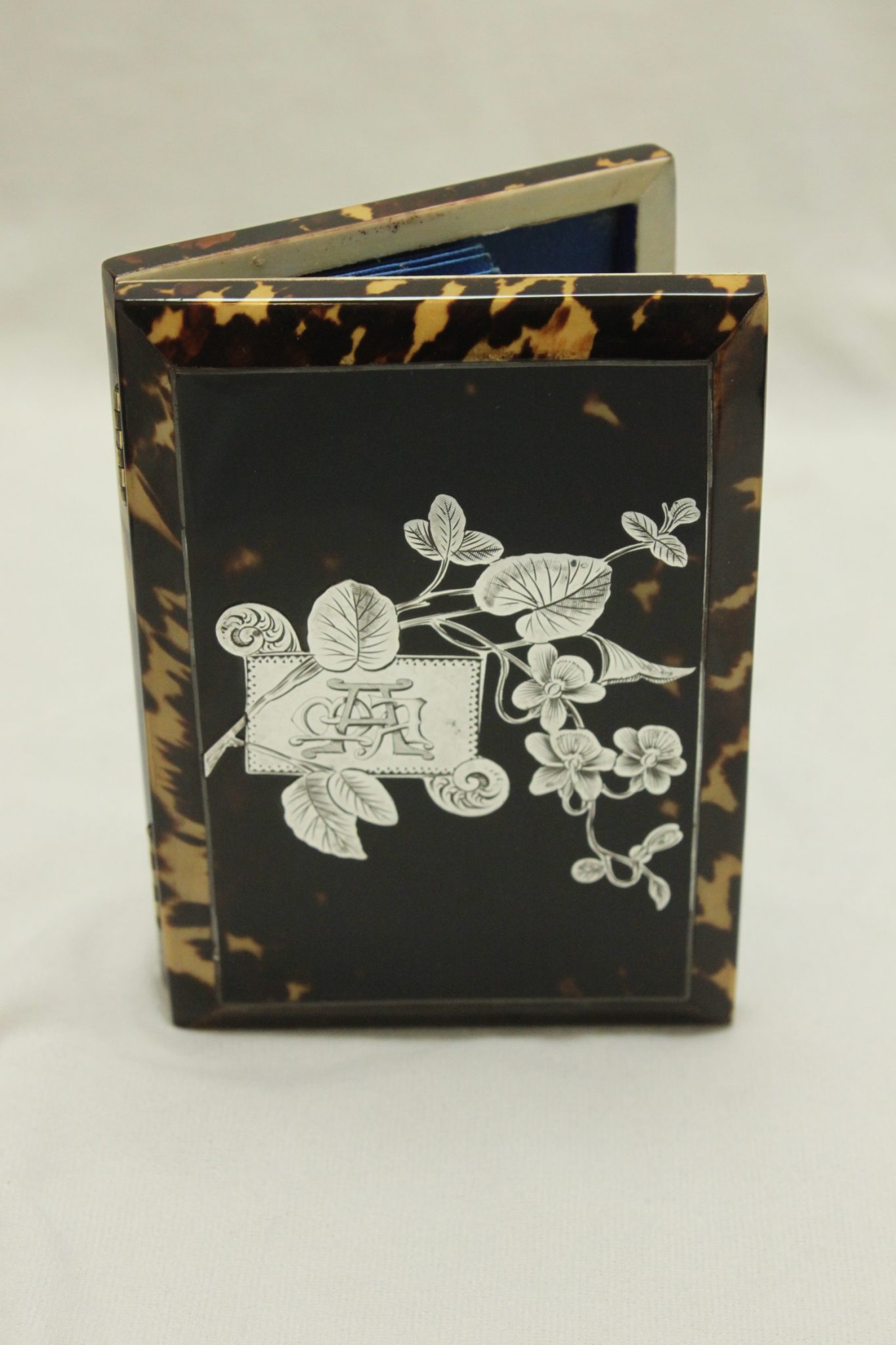Silver inlaid tortoiseshell card case – China Rose Antiques
