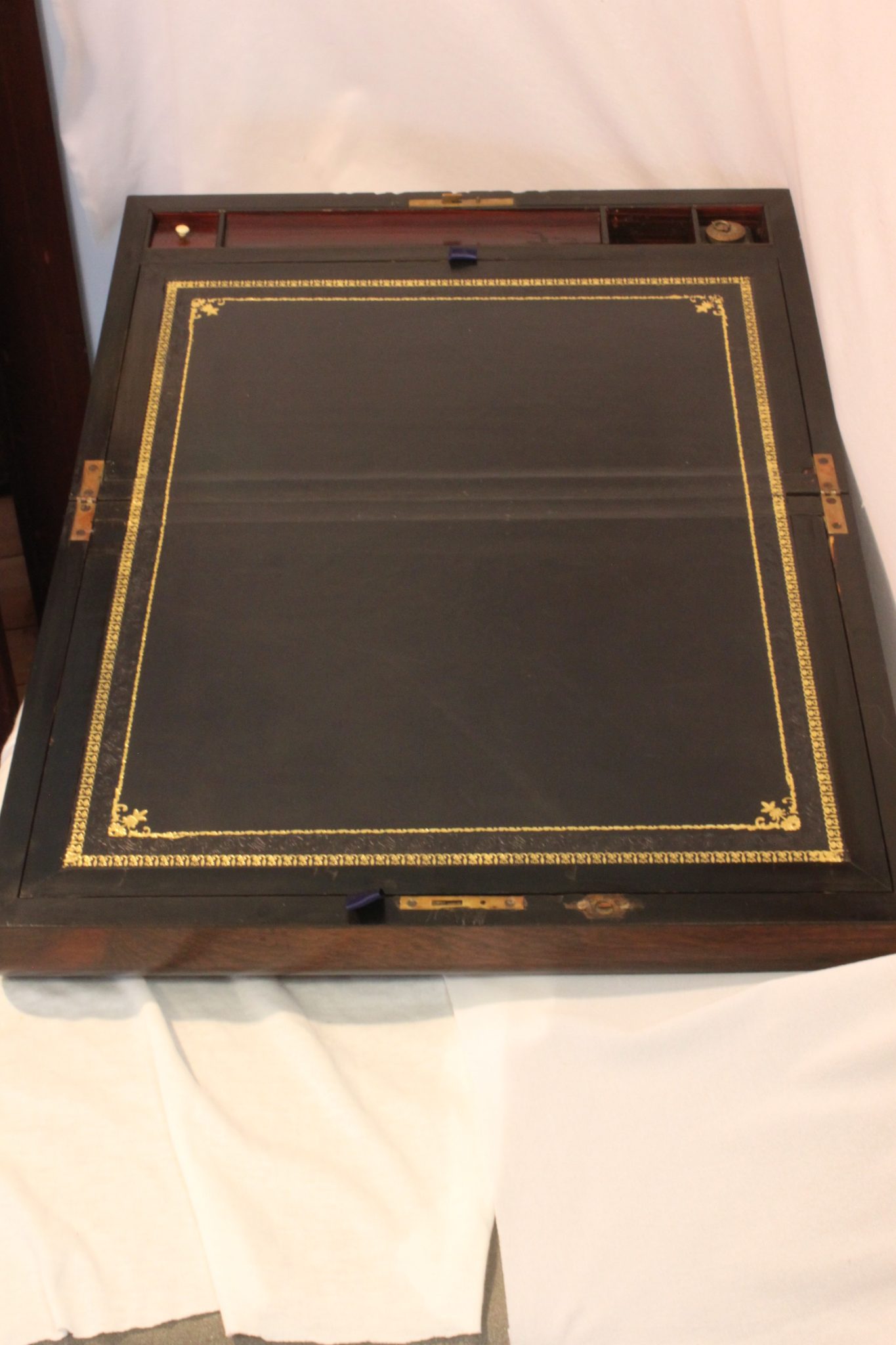 Rosewood veneer writing box – China Rose Antiques