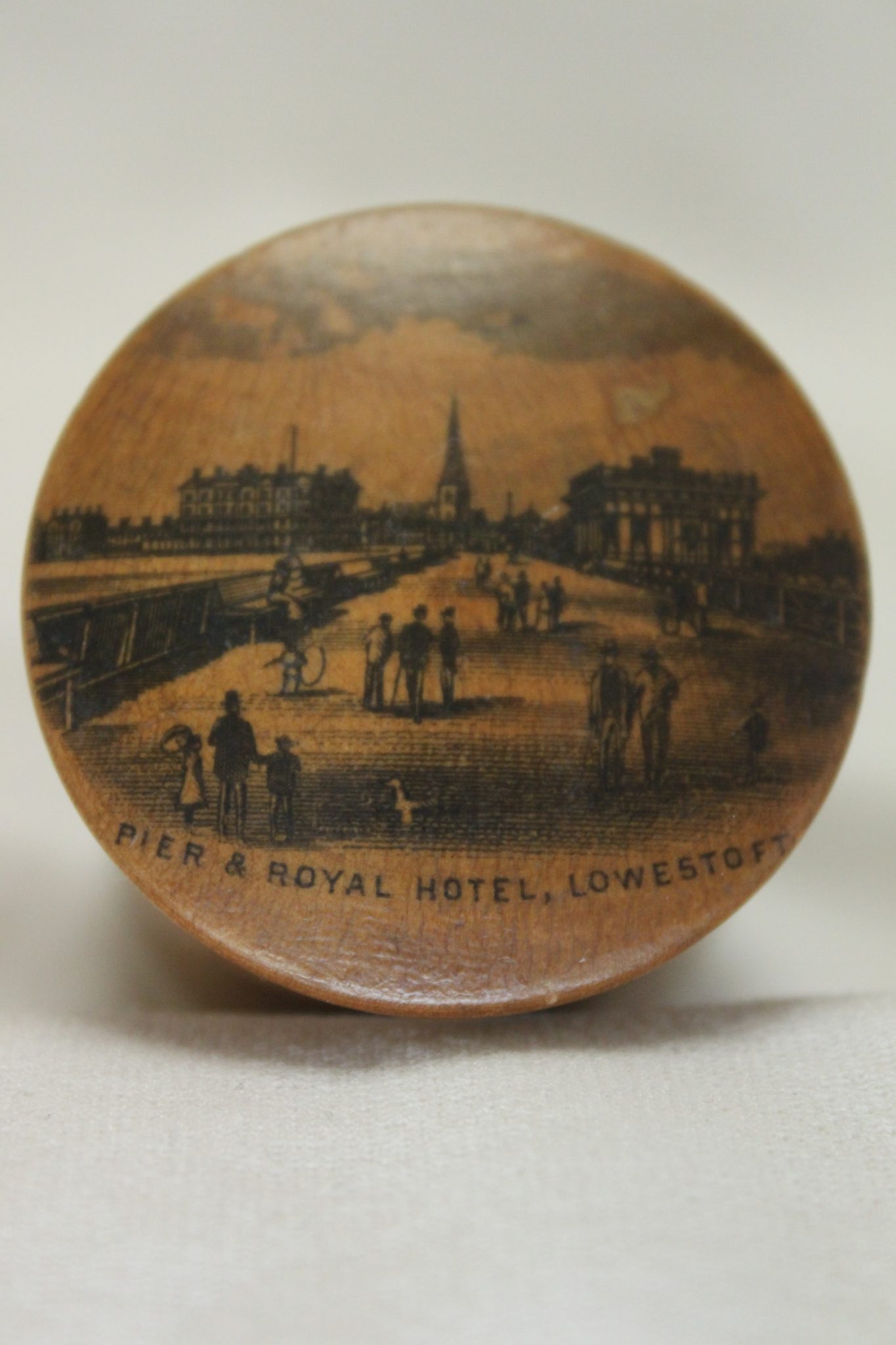 Mauchline ware box – Pier and Royal Hotel Lowestoft – China Rose Antiques