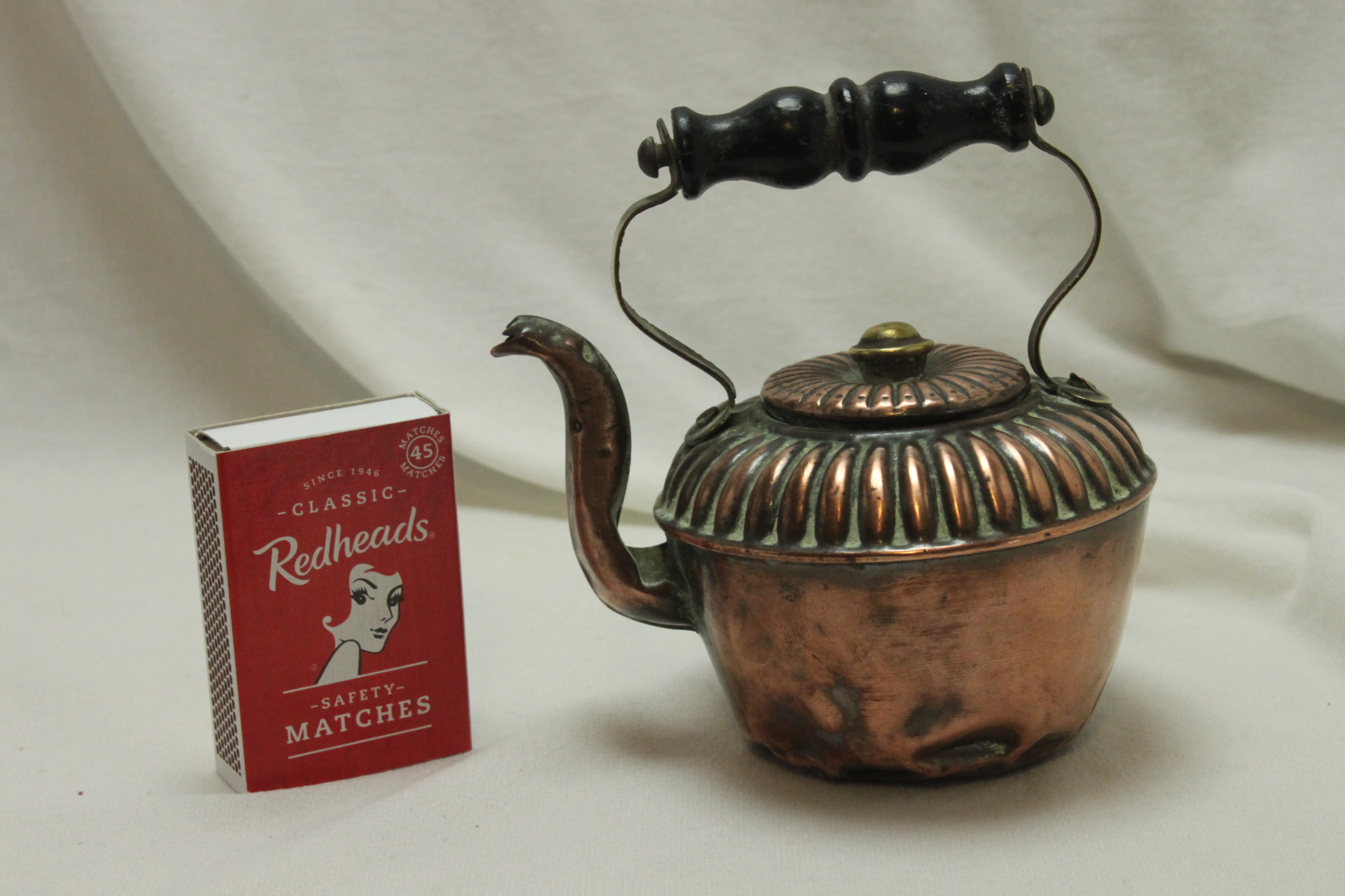 Miniature copper kettle – Salesman’s sample – China Rose Antiques