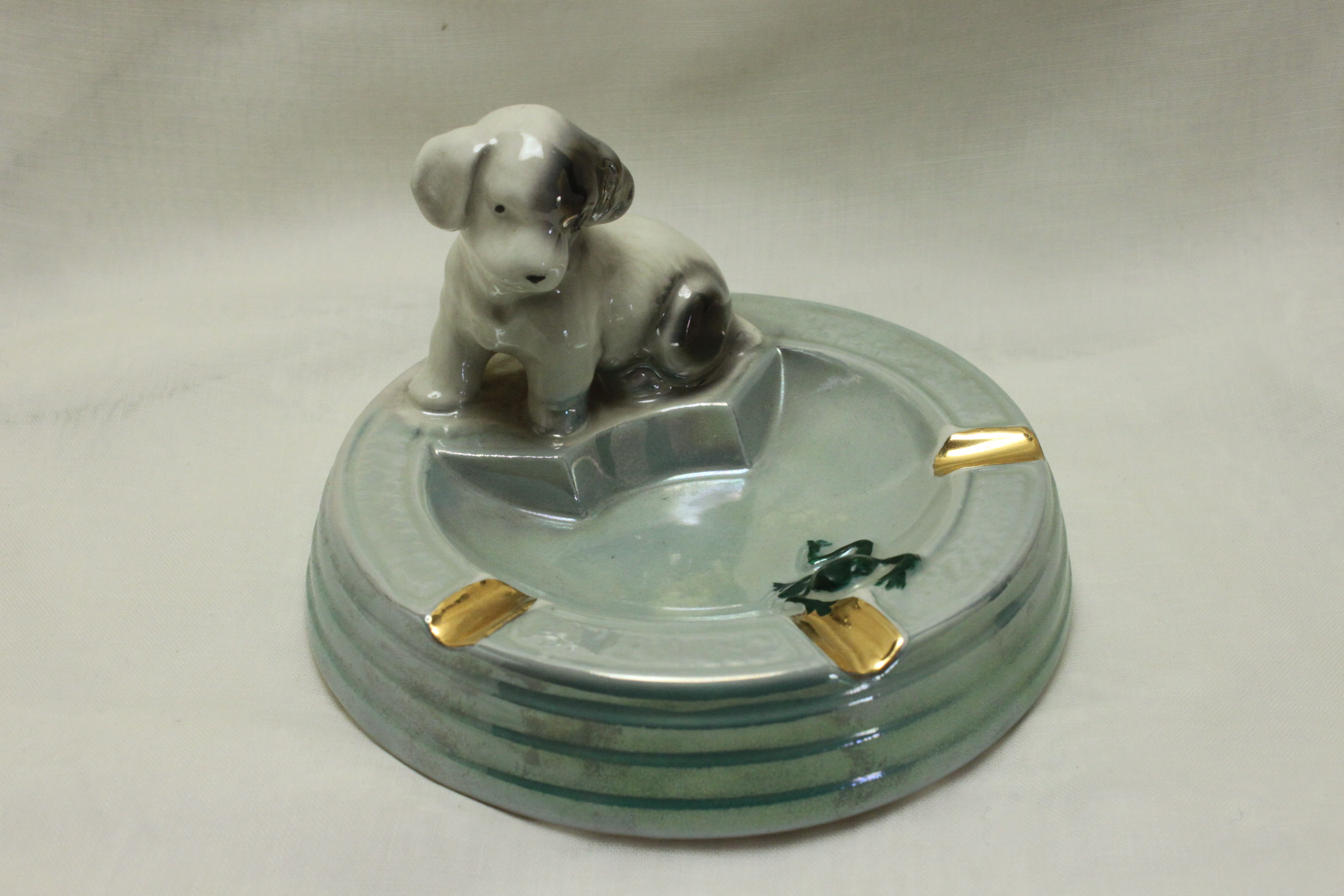 Wembley Ware dog and frog ashtray – China Rose Antiques