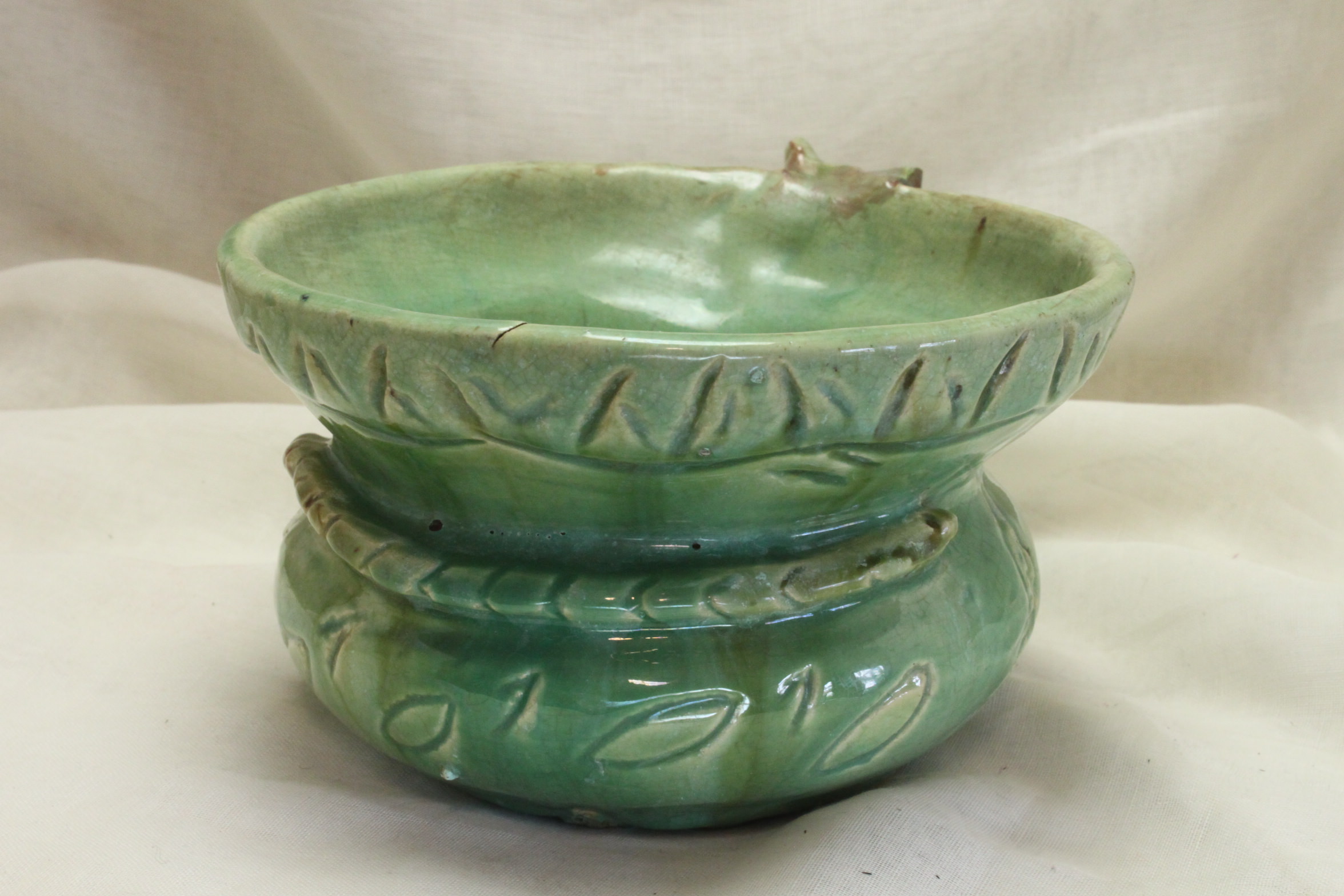 AMB bowl modelled as a flying fox – China Rose Antiques