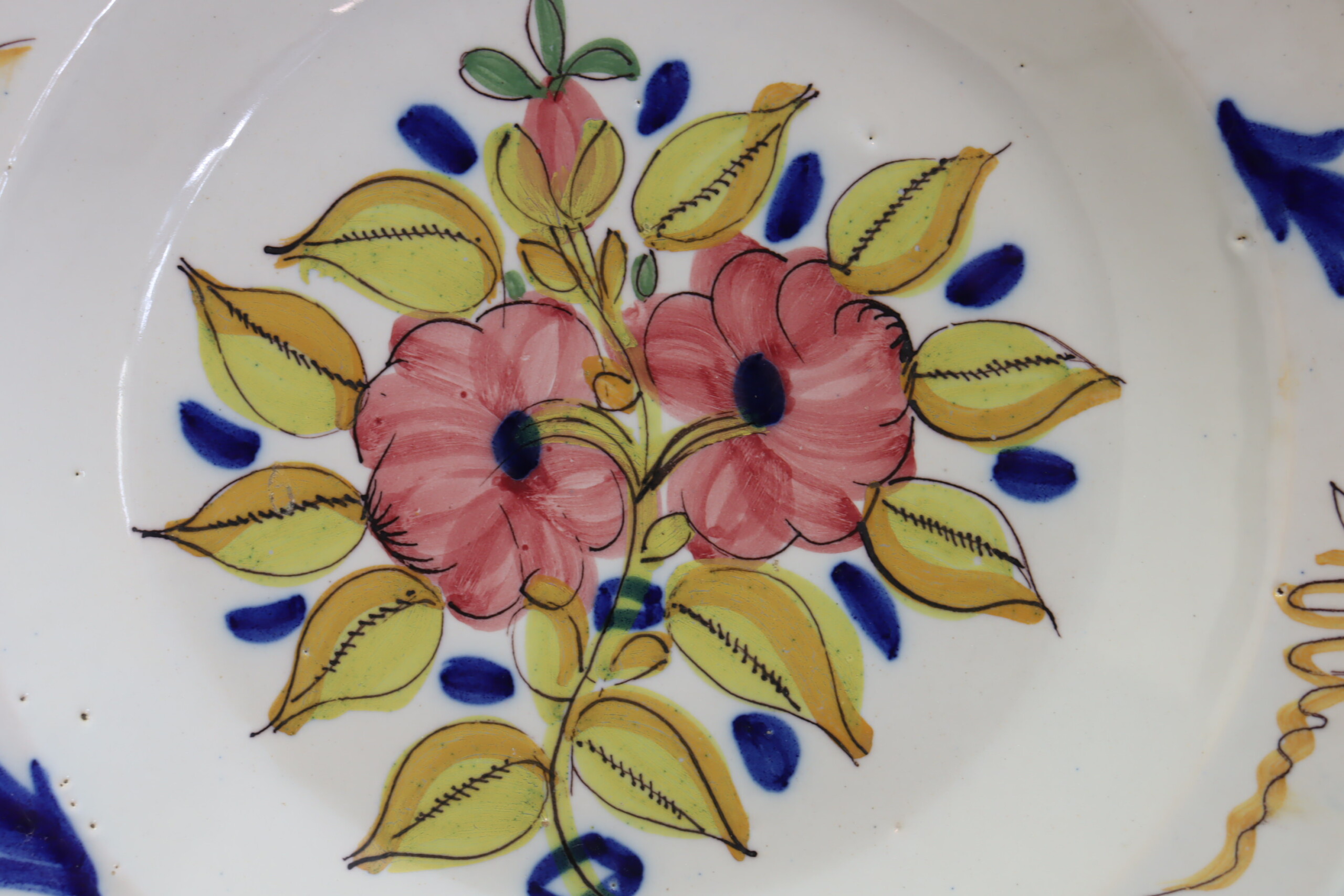 Hand painted faience platter – China Rose Antiques